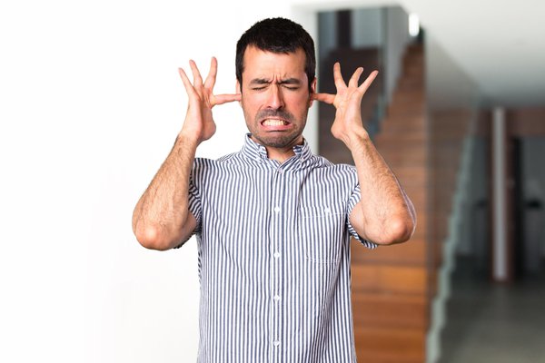 Aguanto | Spanish to English Translation - SpanishDictionary.com