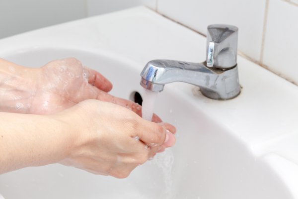 Lavarse | Spanish to English Translation - SpanishDictionary.com