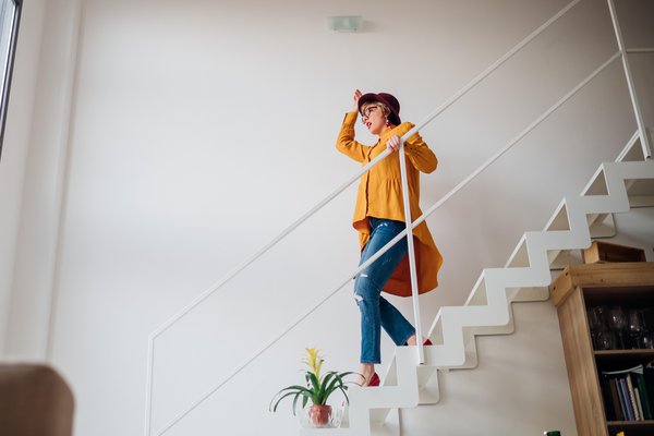 Downstairs | Traductor de inglés a español - inglés.com