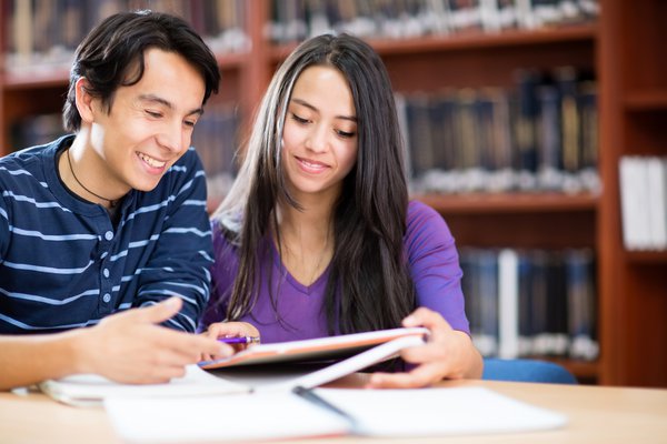 Classmates in Spanish | English to Spanish Translation ...