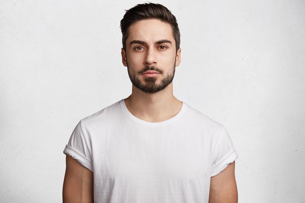 Guy in Spanish | English to Spanish Translation - SpanishDictionary.com