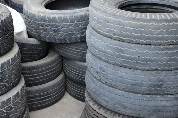 Rubber in Spanish | English to Spanish Translation - SpanishDictionary.com