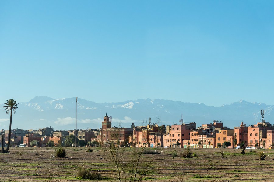 Afueras | Spanish to English Translation - SpanishDictionary.com