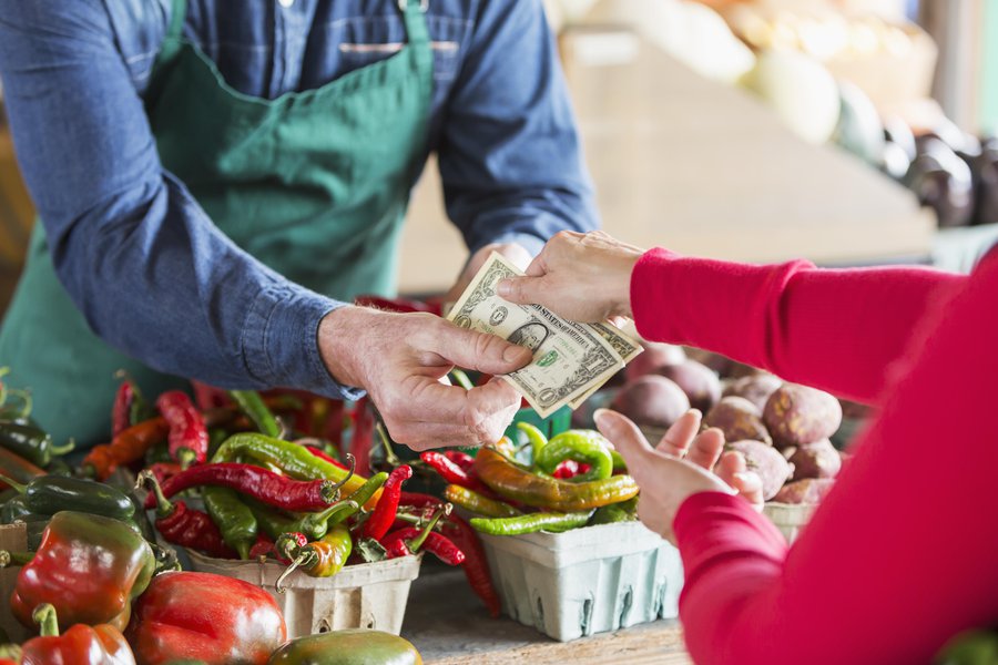 Vendió | Spanish to English Translation - SpanishDictionary.com