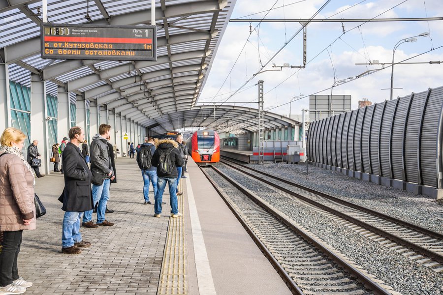 Train station in Spanish | English to Spanish Translation ...
