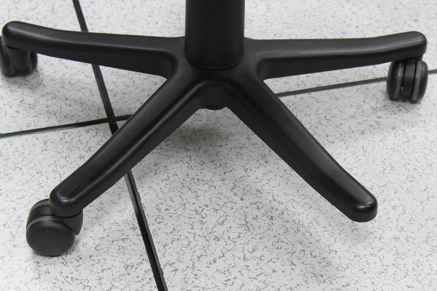 Sin | Spanish to English Translation - SpanishDictionary.com