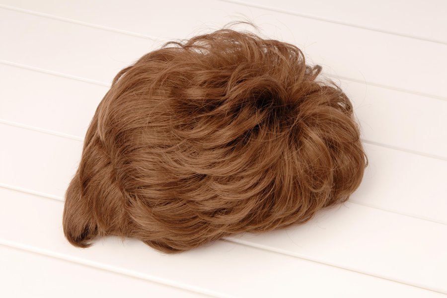 Wigs in Spanish | English to Spanish Translation - SpanishDictionary.com