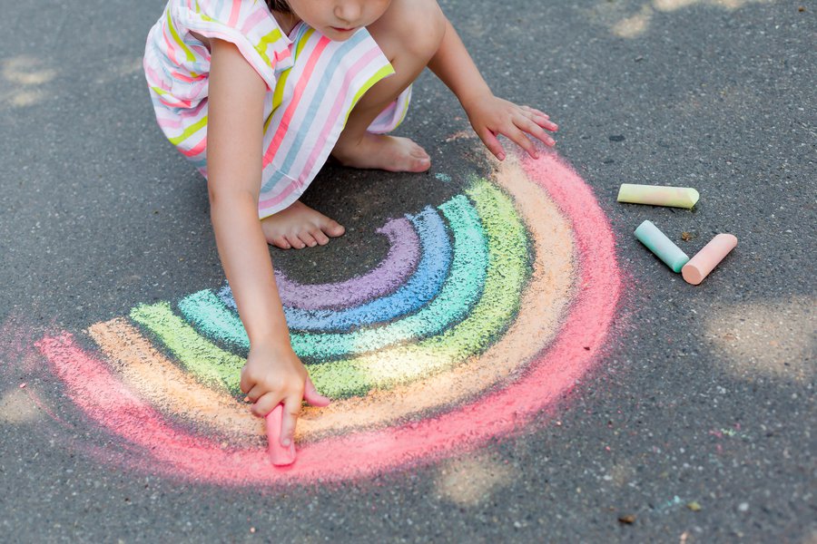 He/she colors | Traductor de inglés a español - inglés.com