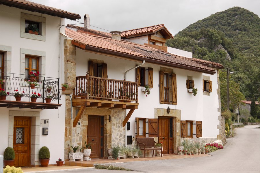 Town in Spanish | English to Spanish Translation - SpanishDictionary.com