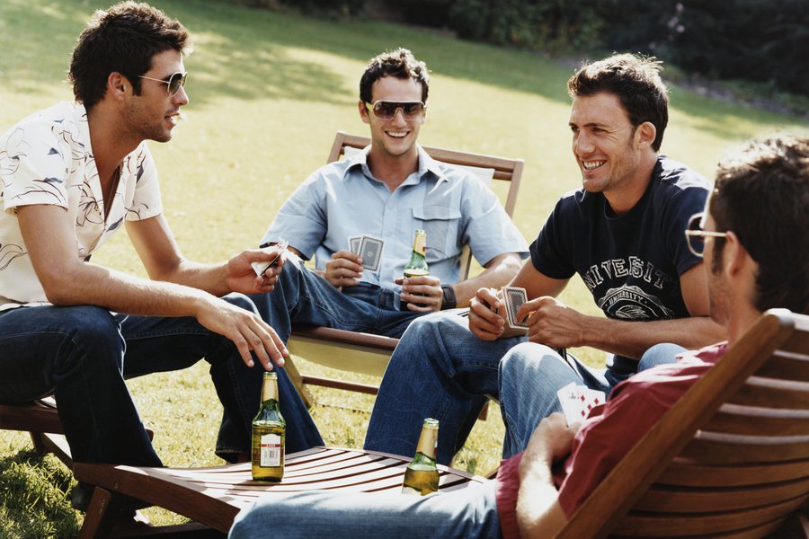 Hang out with friends in Spanish | English to Spanish Translation ...