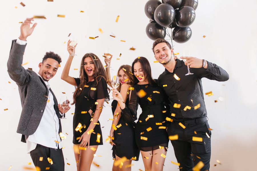 Party in Spanish | English to Spanish Translation - SpanishDictionary.com