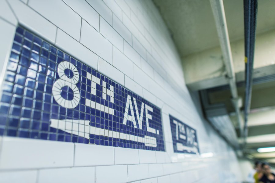 Octavo | Spanish to English Translation - SpanishDictionary.com