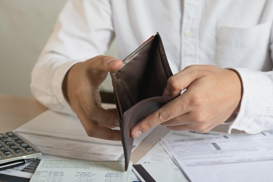 Quebró | Spanish to English Translation - SpanishDictionary.com