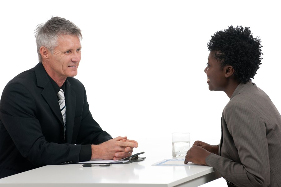 Interviweing | Traductor de inglés a español - inglés.com