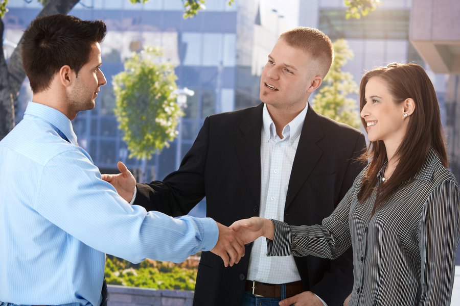 Meet people in Spanish | English to Spanish Translation ...